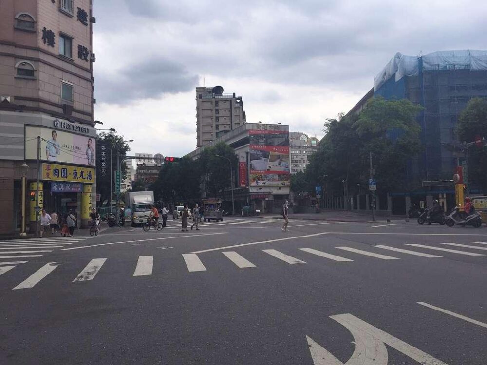 西門町要做什麼？ – 代筆小姐 MissDebbie │ 天命事業教練